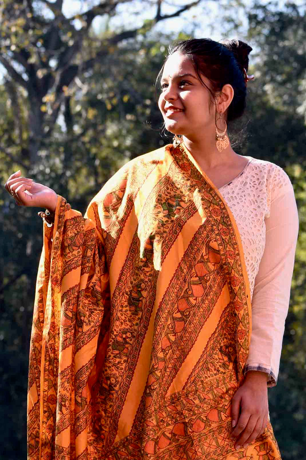 Buy Handmade Stoles & Dupattas for women online in India - Flourish